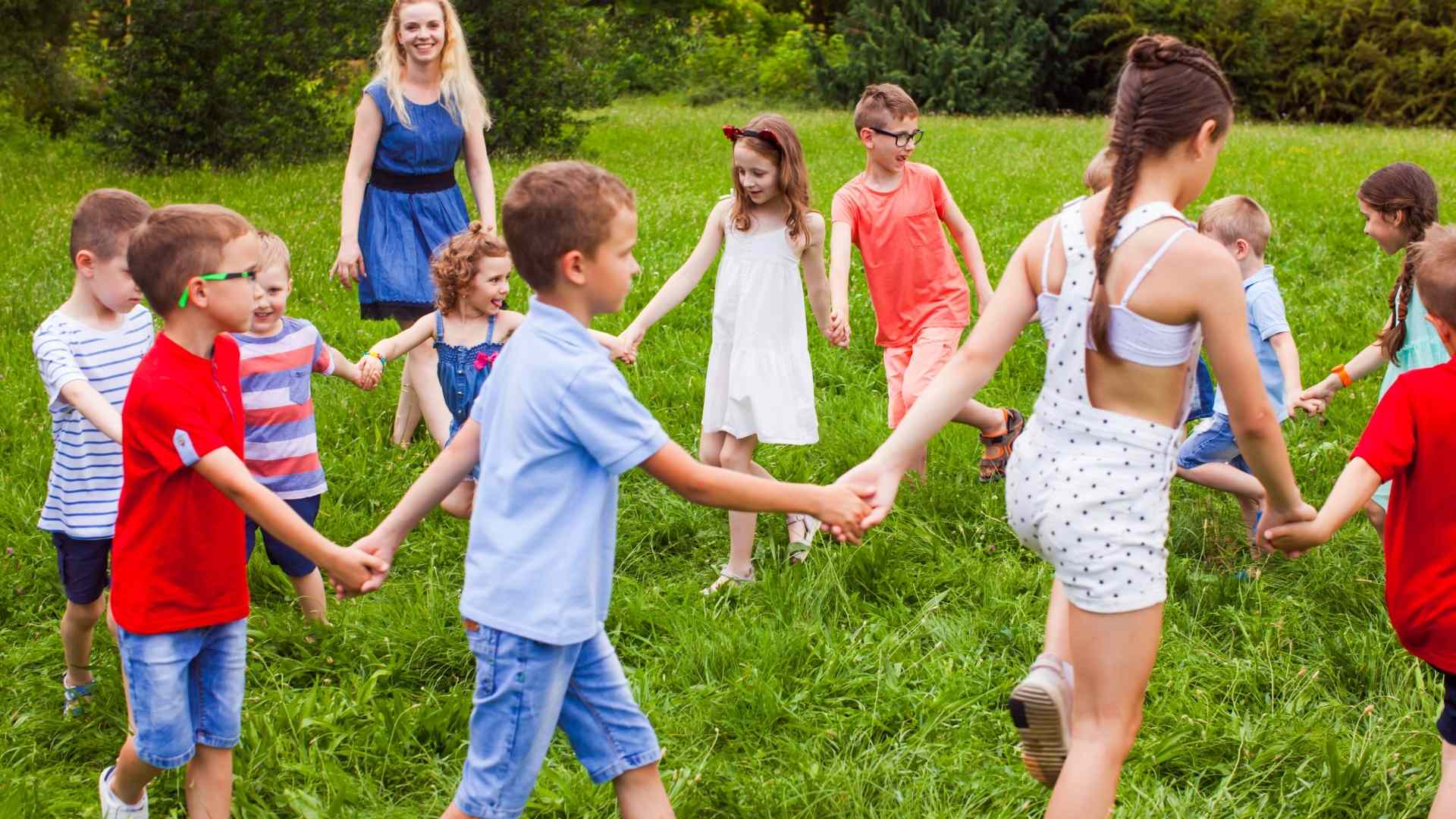 Filipino Parlor Games For Team Building